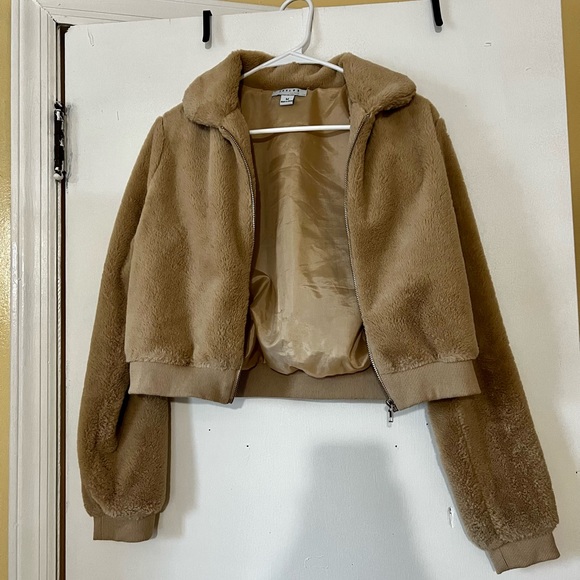 Jackets & Coats | Medium Cropped Jacket Beige | Poshmark